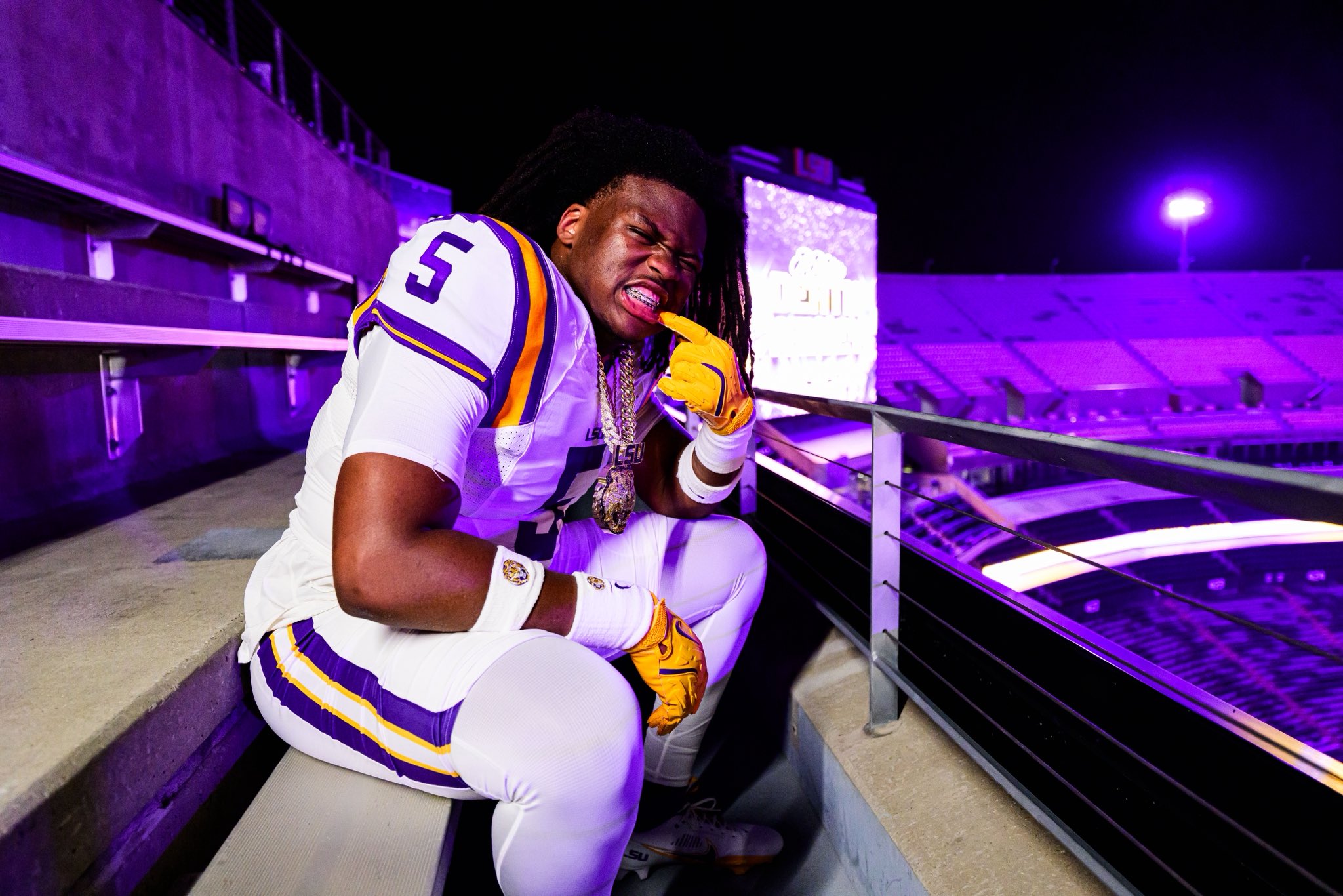 LSU Football Could Make Its Recruiting Class With No. 1 DL Lamar Brown ...