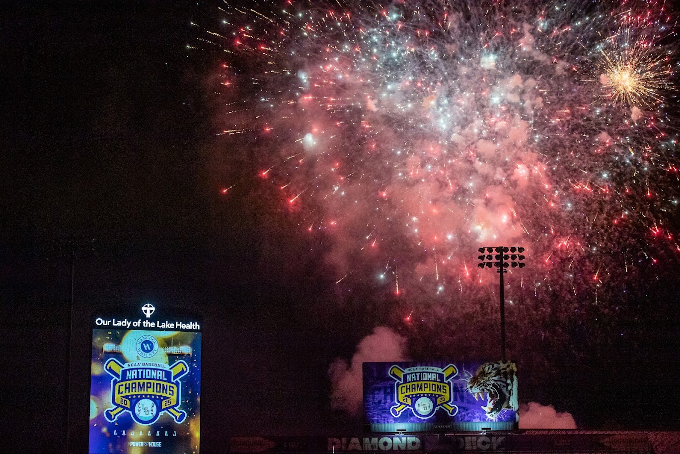 LSU Fans Fill Alex Box For National Title Gala As If It’s A Super ...