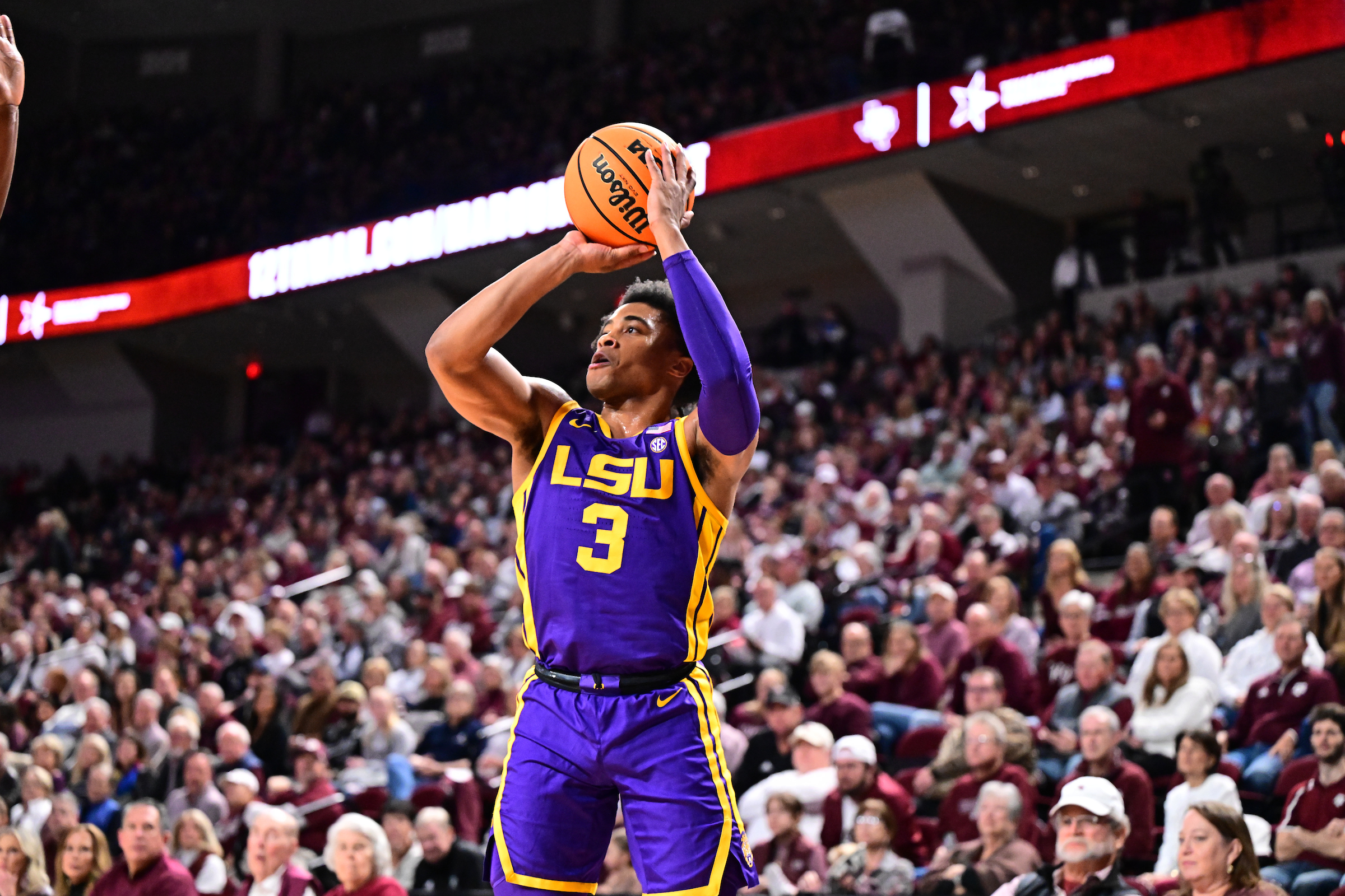 Big Time: Jordan Wright’s double-double, LSU’s physical play and ...