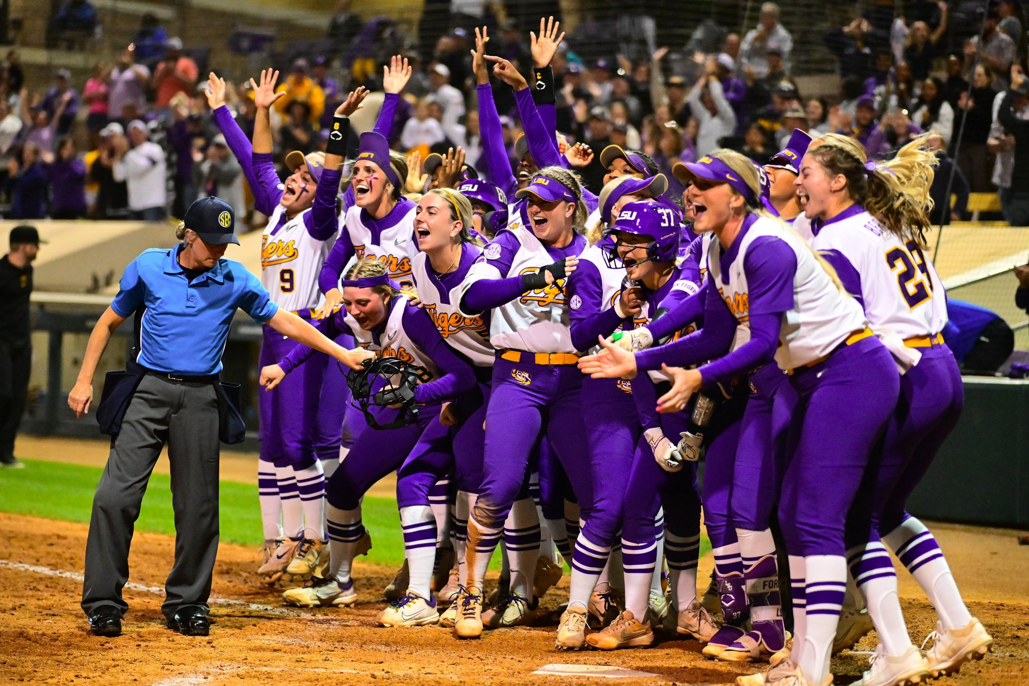 SEC battle between No. 6 LSU softball and No. 11 Texas A&M decided by a ...