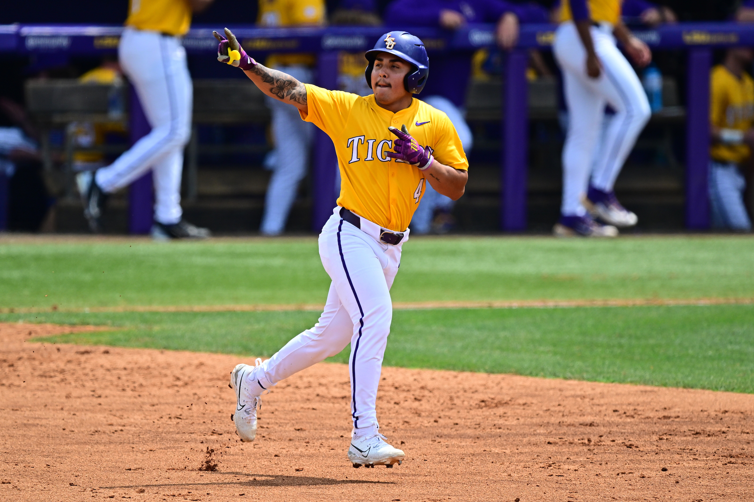 Steven Milam hits another walk-off homer in LSU’s comeback win over ...