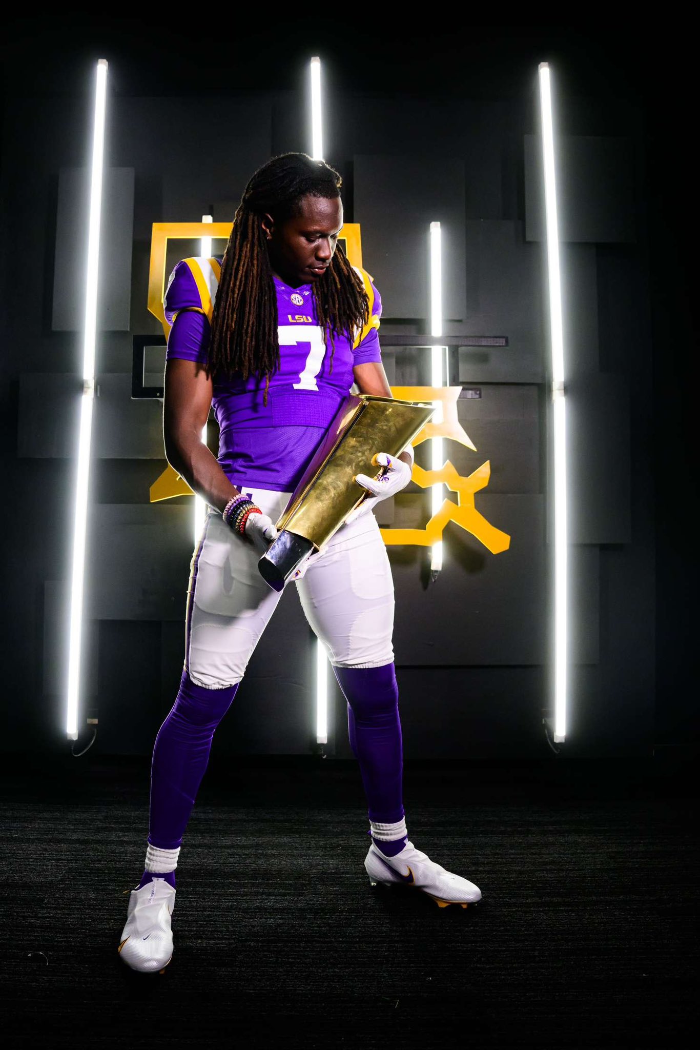 Staying home: U-High linebacker Keylan Moses, state’s No. 3 player in ...