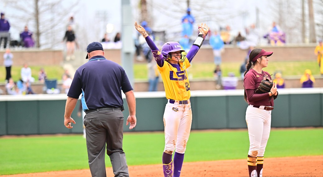 LSU Softball Report: No. 4 Tigers Rout Minnesota in 10-2 Round Robin ...