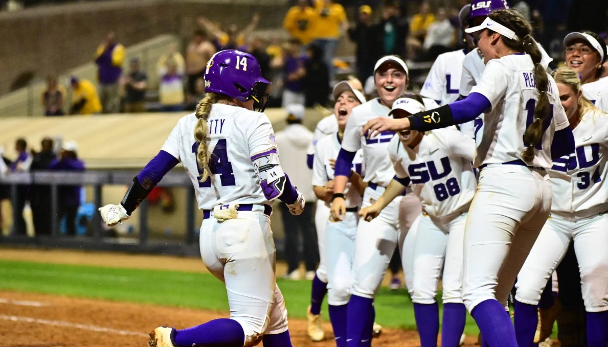 LSU walks off Southeastern, 7-5 | Tiger Rag