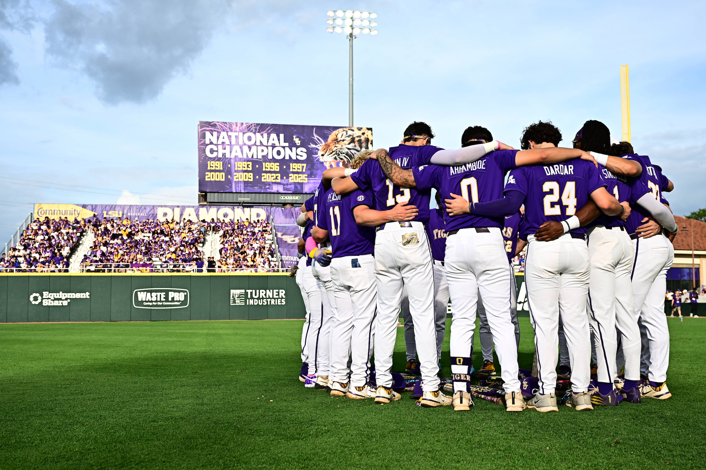 LSU Baseball: “It Will Never Happen Again” … Jay Johnson After Tigers ...