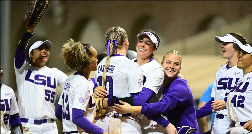 No. 14 LSU Softball Rolls, Shuts Out 5th Consecutive Opponent to Open ...